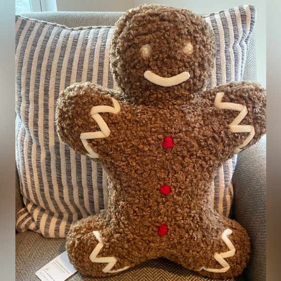 Pottery Barn | Holiday | Pottery Barn Gingerbread Man Pillow | Poshmark